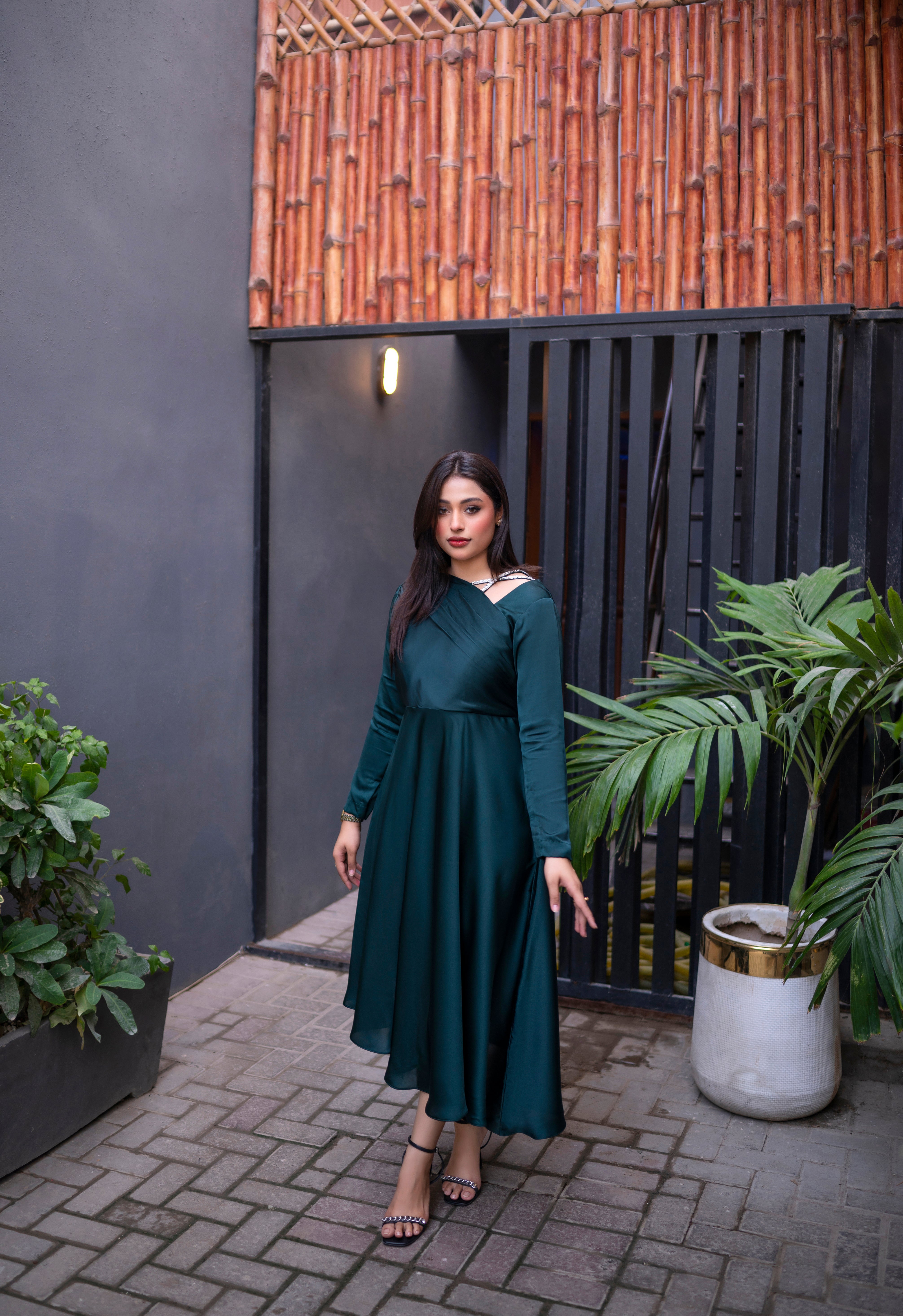 EMRAY – MK wears