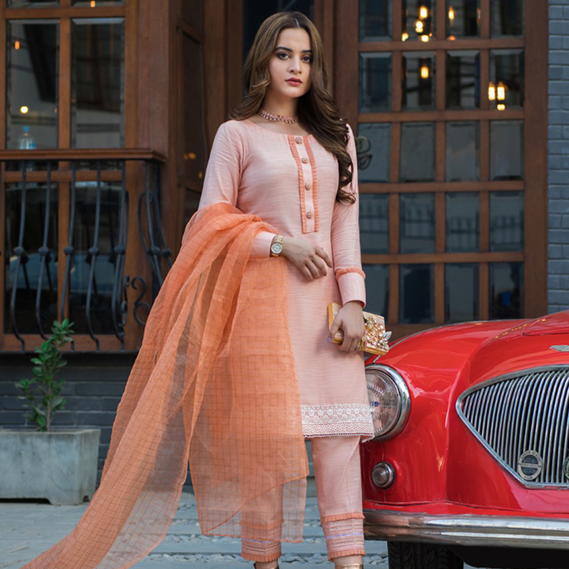 Only Peachy – MK wears