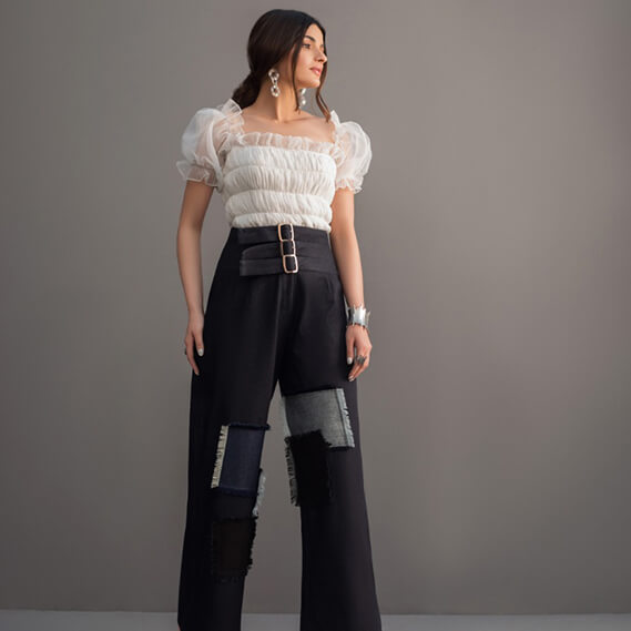 Myth TOP – MK wears